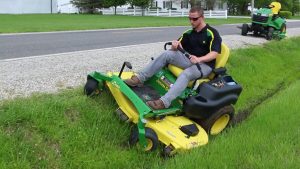 5 Best Riding Lawn Mowers for Hills and Steep Terrain In 2021